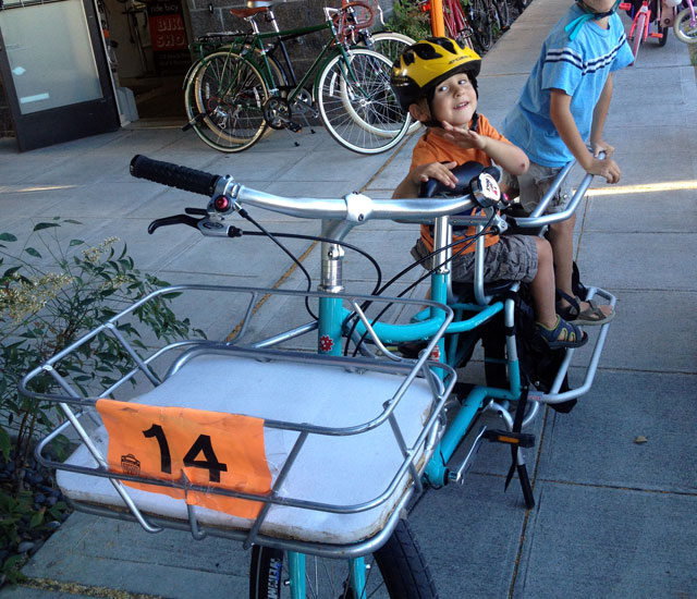 Checking out the new Xtracycle EdgeRunner | Family Ride